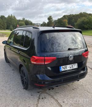 Melns Volkswagen Touran 2019 Tukums, ar dzinēja tilpumu 2.00 L un nobraukumu 323 tūkst. km par 11500 €, foto 6 vietnē AUTOMOTO.COM.LV