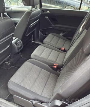 Melns Volkswagen Touran 2019 Tukums, ar dzinēja tilpumu 2.00 L un nobraukumu 323 tūkst. km par 11500 €, foto 11 vietnē AUTOMOTO.COM.LV
