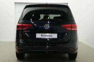 Black Volkswagen Touran 2020 in Vilnius, with an engine capacity of 1.97 L and mileage of 163 thousand km for 16390 €, photo 6 on AUTOMOTO.COM.LV