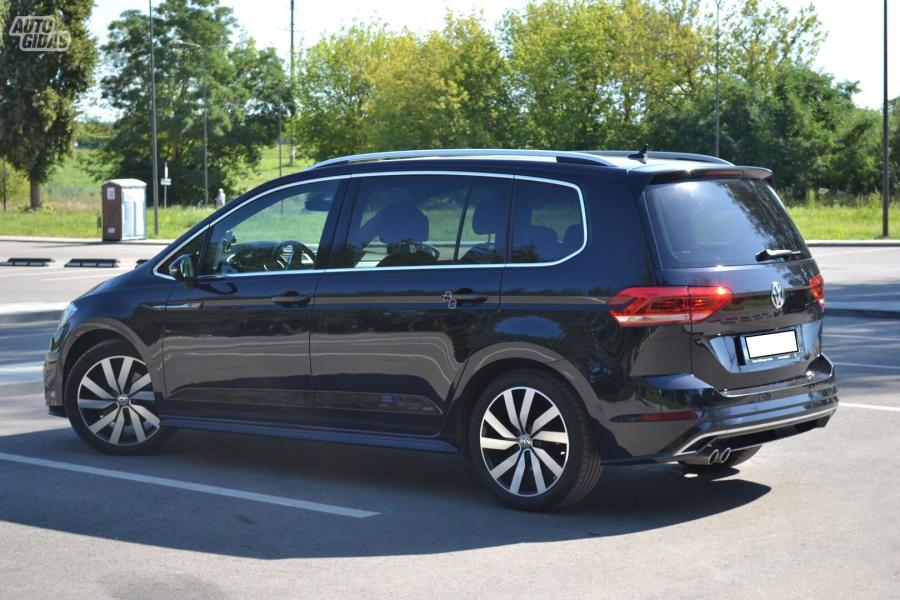 Melns Volkswagen Touran 2020 Kauņa, ar dzinēja tilpumu 2.00 L un nobraukumu 98 tūkst. km par 14995 €, foto 8 vietnē AUTOMOTO.COM.LV