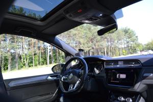 Melns Volkswagen Touran 2020 Kauņa, ar dzinēja tilpumu 2.00 L un nobraukumu 98 tūkst. km par 14995 €, foto 23 vietnē AUTOMOTO.COM.LV