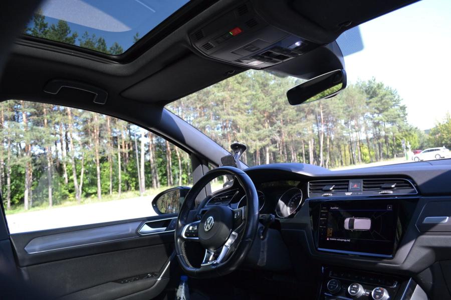 Melns Volkswagen Touran 2020 Kauņa, ar dzinēja tilpumu 2.00 L un nobraukumu 98 tūkst. km par 14995 €, foto 23 vietnē AUTOMOTO.COM.LV