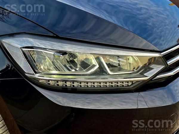 Melns Volkswagen Touran 2020 Daugavpils, ar dzinēja tilpumu 2.00 L un nobraukumu 0 tūkst. km par 13995 €, foto 3 vietnē AUTOMOTO.COM.LV