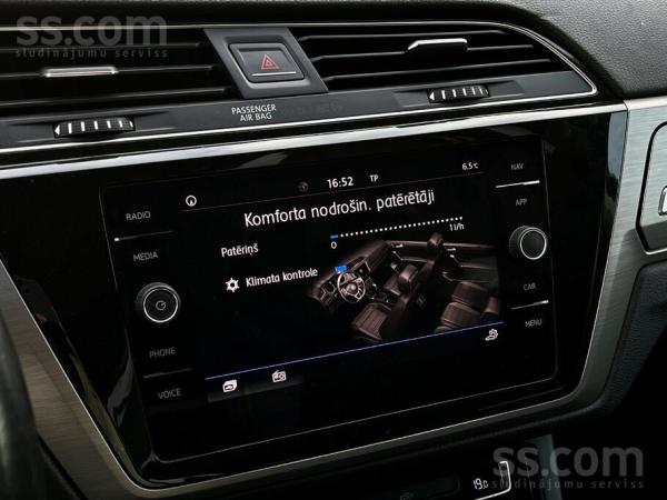 Melns Volkswagen Touran 2020 Daugavpils, ar dzinēja tilpumu 2.00 L un nobraukumu 0 tūkst. km par 13995 €, foto 10 vietnē AUTOMOTO.COM.LV