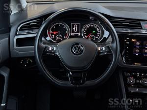 Black Volkswagen Touran 2020 in Valmiera, with an engine capacity of 2.00 L and mileage of 170 thousand km for 17500 €, photo 10 on AUTOMOTO.COM.LV