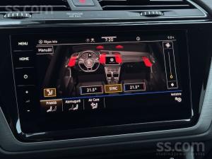 Black Volkswagen Touran 2020 in Valmiera, with an engine capacity of 2.00 L and mileage of 170 thousand km for 17500 €, photo 18 on AUTOMOTO.COM.LV