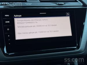 Black Volkswagen Touran 2020 in Valmiera, with an engine capacity of 2.00 L and mileage of 170 thousand km for 17500 €, photo 19 on AUTOMOTO.COM.LV
