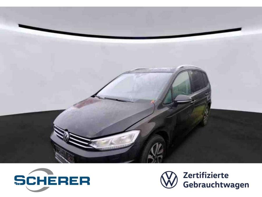 Black Volkswagen Touran 2021 in Kaunas, with an engine capacity of 1.50 L and mileage of 80 thousand km for 27878 €, photo 1 on AUTOMOTO.COM.LV