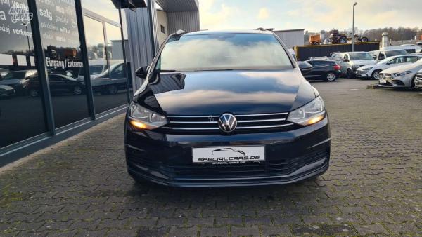 Black Volkswagen Touran 2022 in Kaunas, with an engine capacity of 2.00 L and mileage of 87 thousand km for 26925 €, photo 2 on AUTOMOTO.COM.LV