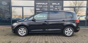 Black Volkswagen Touran 2022 in Kaunas, with an engine capacity of 2.00 L and mileage of 87 thousand km for 26925 €, photo 4 on AUTOMOTO.COM.LV
