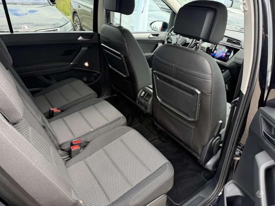Melns Volkswagen Touran 2022 Viļņa, ar dzinēja tilpumu 1.97 L un nobraukumu 215 tūkst. km par 13999 €, foto 15 vietnē AUTOMOTO.COM.LV