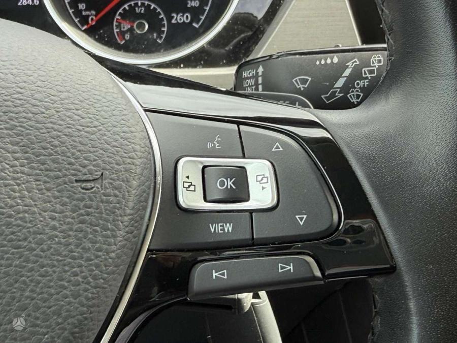 Melns Volkswagen Touran 2022 Viļņa, ar dzinēja tilpumu 1.97 L un nobraukumu 215 tūkst. km par 13999 €, foto 17 vietnē AUTOMOTO.COM.LV