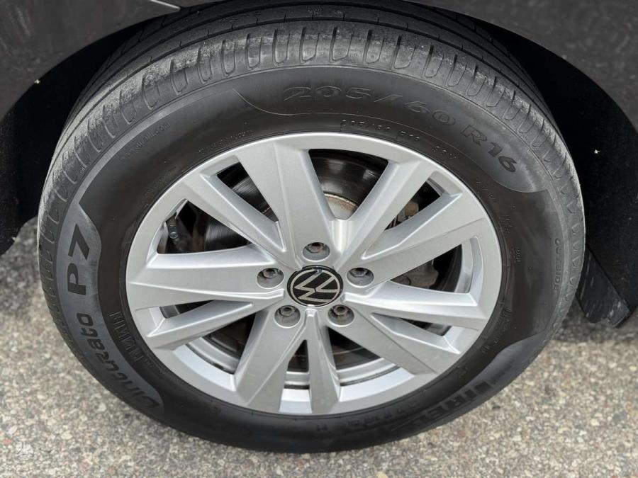 Melns Volkswagen Touran 2022 Viļņa, ar dzinēja tilpumu 1.97 L un nobraukumu 215 tūkst. km par 13999 €, foto 27 vietnē AUTOMOTO.COM.LV