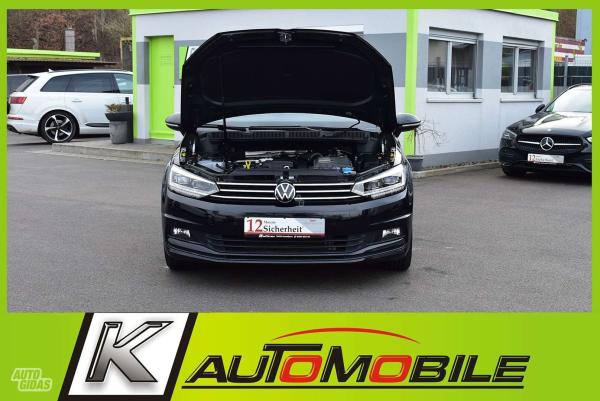 Melns Volkswagen Touran 2023 Kauņa, ar dzinēja tilpumu 1.50 L un nobraukumu 22 tūkst. km par 33197 €, foto 6 vietnē AUTOMOTO.COM.LV