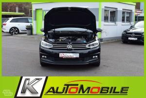 Melns Volkswagen Touran 2023 Kauņa, ar dzinēja tilpumu 1.50 L un nobraukumu 22 tūkst. km par 33197 €, foto 6 vietnē AUTOMOTO.COM.LV