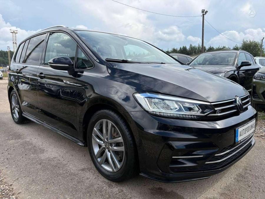 Melns Volkswagen Touran 2023 Viļņa, ar dzinēja tilpumu 1.97 L un nobraukumu 167 tūkst. km par 19200 €, foto 5 vietnē AUTOMOTO.COM.LV