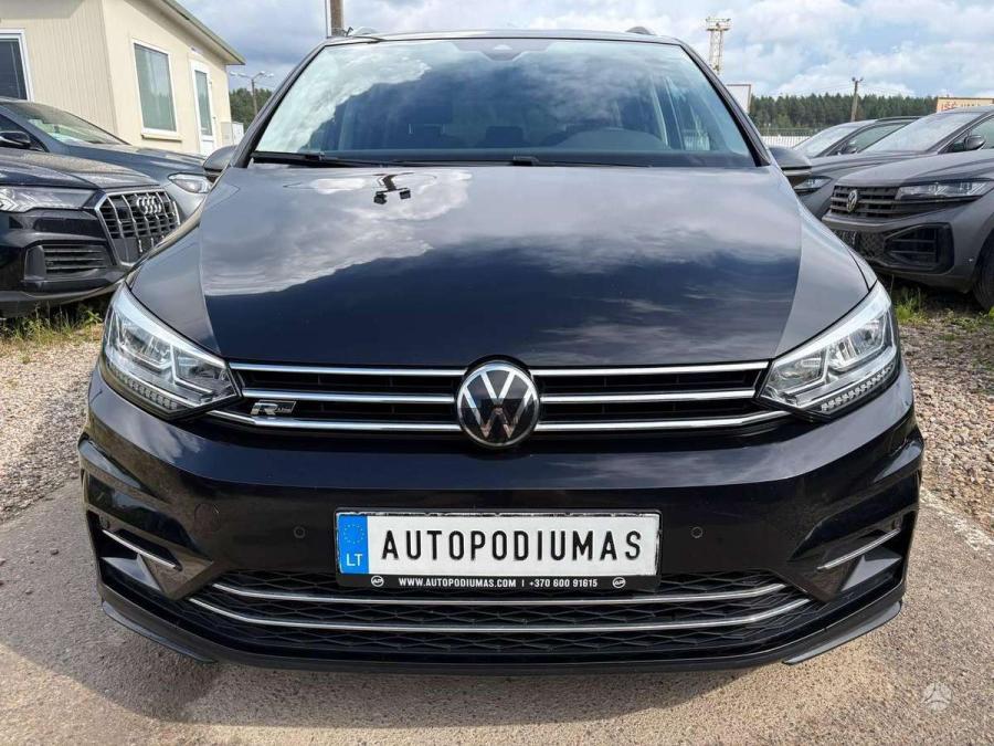 Melns Volkswagen Touran 2023 Viļņa, ar dzinēja tilpumu 1.97 L un nobraukumu 167 tūkst. km par 19200 €, foto 8 vietnē AUTOMOTO.COM.LV