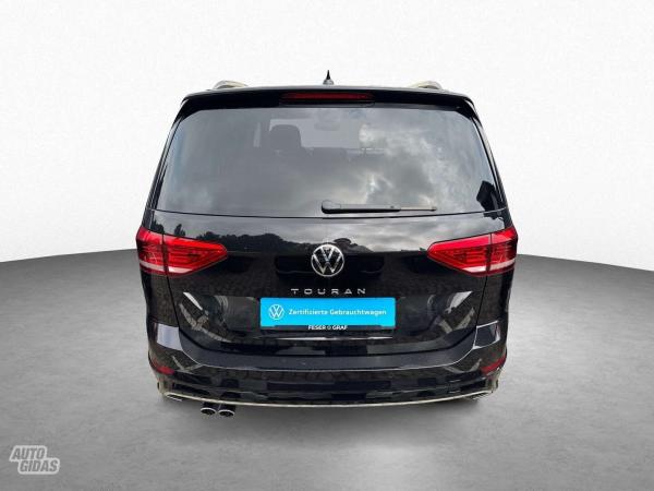 Black Volkswagen Touran 2024 in Kaunas, with an engine capacity of 2.00 L and mileage of 24 thousand km for 32649 €, photo 5 on AUTOMOTO.COM.LV