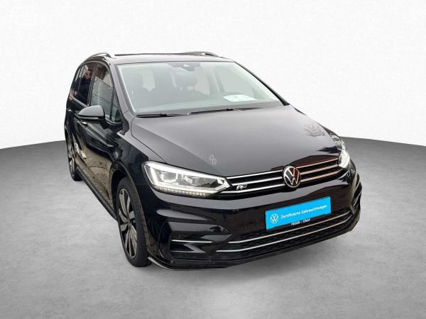 Black Volkswagen Touran 2024 in Kaunas, with an engine capacity of 1.50 L and mileage of 20 thousand km for 32649 €, photo 3 on AUTOMOTO.COM.LV