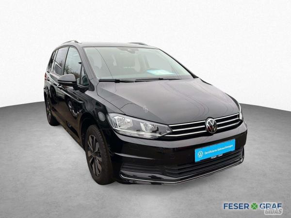 Black Volkswagen Touran 2025 in Kaunas, with an engine capacity of 1.50 L and mileage of 26 thousand km for 32278 €, photo 3 on AUTOMOTO.COM.LV