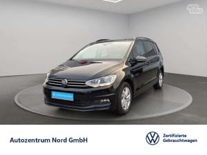 Melns Volkswagen Touran 2025 Kauņa, ar dzinēja tilpumu 1.50 L un nobraukumu 13 tūkst. km par 33104 €, foto  vietnē AUTOMOTO.COM.LV
