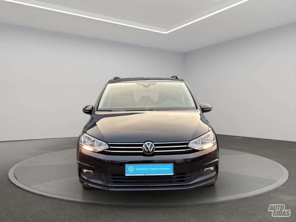 Black Volkswagen Touran 2025 in Kaunas, with an engine capacity of 1.50 L and mileage of 13 thousand km for 33104 €, photo 6 on AUTOMOTO.COM.LV