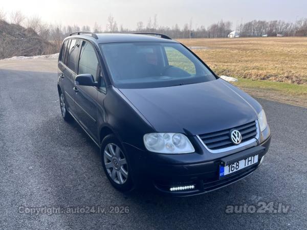Melns Volkswagen Touran 2004 Tallina, ar dzinēja tilpumu 1.90 L un nobraukumu 297 tūkst. km par 1750 €, foto 2 vietnē AUTOMOTO.COM.LV