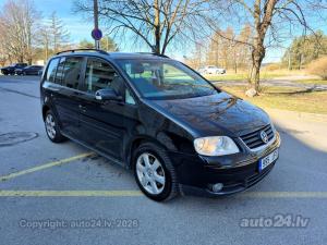 Melns Volkswagen Touran 2004 Tallina, ar dzinēja tilpumu 2.00 L un nobraukumu 543 tūkst. km par 995 €, foto 4 vietnē AUTOMOTO.COM.LV