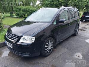 Melns Volkswagen Touran 2005 Dobele, ar dzinēja tilpumu 2.00 L un nobraukumu 292 tūkst. km par 900 €, foto  vietnē AUTOMOTO.COM.LV