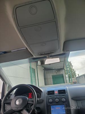 Melns Volkswagen Touran 2006 Pērnava, ar dzinēja tilpumu 2.00 L un nobraukumu 330 tūkst. km par 1970 €, foto 15 vietnē AUTOMOTO.COM.LV