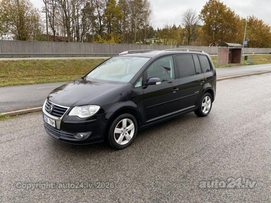 Black Volkswagen Touran 2008 in Tartu, with an engine capacity of 1.40 L and mileage of 195 thousand km for 4800 €, photo 1 on AUTOMOTO.COM.LV