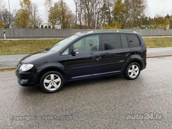 Black Volkswagen Touran 2008 in Tartu, with an engine capacity of 1.40 L and mileage of 195 thousand km for 4800 €, photo 5 on AUTOMOTO.COM.LV