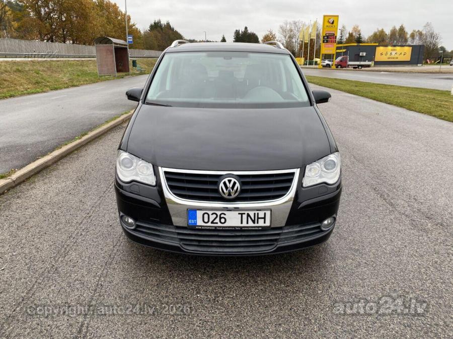 Black Volkswagen Touran 2008 in Tartu, with an engine capacity of 1.40 L and mileage of 195 thousand km for 4800 €, photo 7 on AUTOMOTO.COM.LV