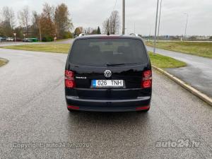 Black Volkswagen Touran 2008 in Tartu, with an engine capacity of 1.40 L and mileage of 195 thousand km for 4800 €, photo 8 on AUTOMOTO.COM.LV