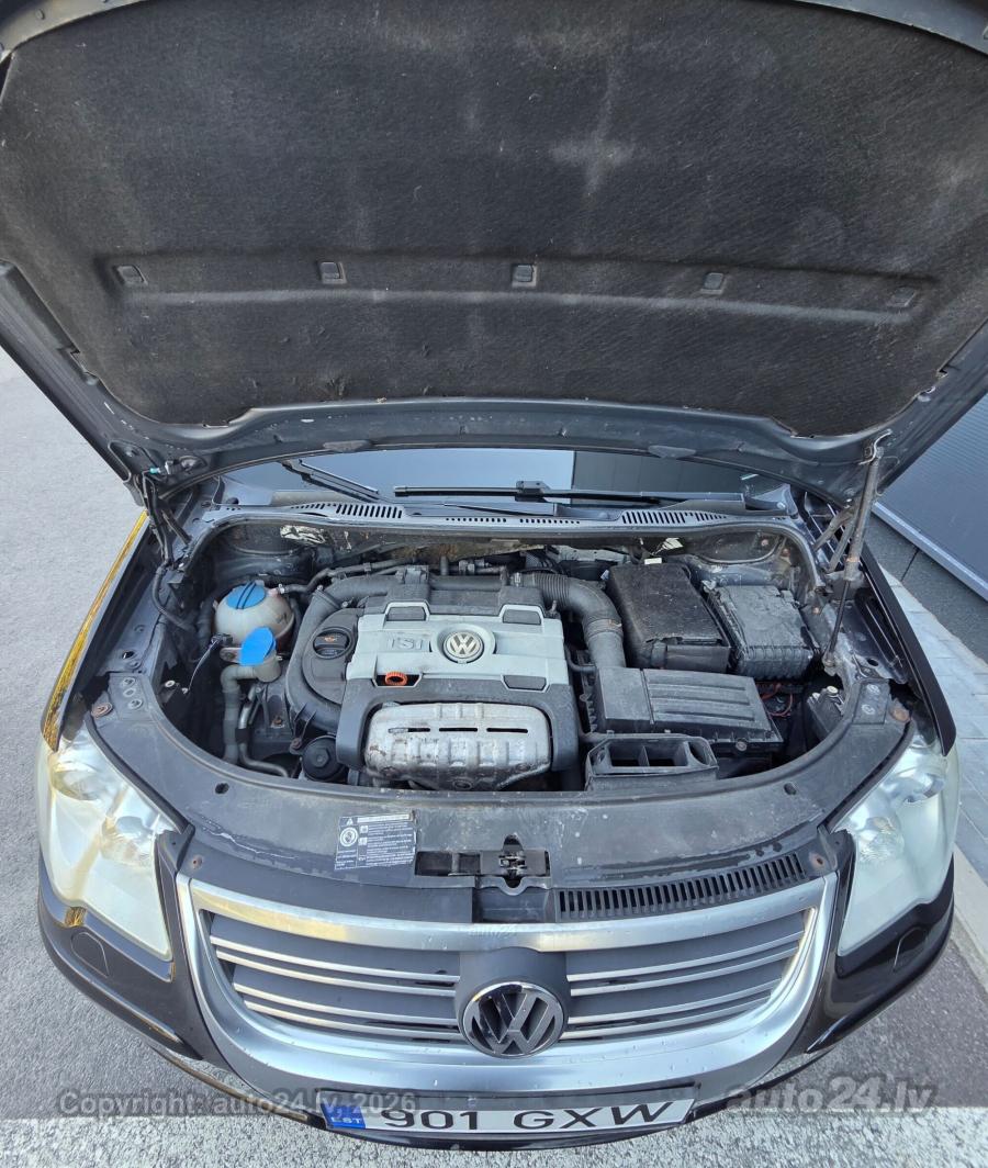 Melns Volkswagen Touran 2008 Tallina, ar dzinēja tilpumu 1.40 L un nobraukumu 275 tūkst. km par 4444 €, foto 8 vietnē AUTOMOTO.COM.LV