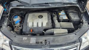 Melns Volkswagen Touran 2008 Tallina, ar dzinēja tilpumu 2.00 L un nobraukumu 387 tūkst. km par 2700 €, foto 6 vietnē AUTOMOTO.COM.LV