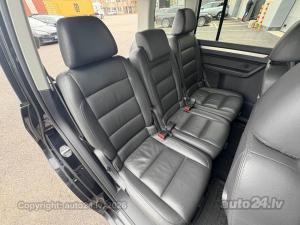 Melns Volkswagen Touran 2009 Paide, ar dzinēja tilpumu 2.00 L un nobraukumu 282 tūkst. km par 5790 €, foto 20 vietnē AUTOMOTO.COM.LV