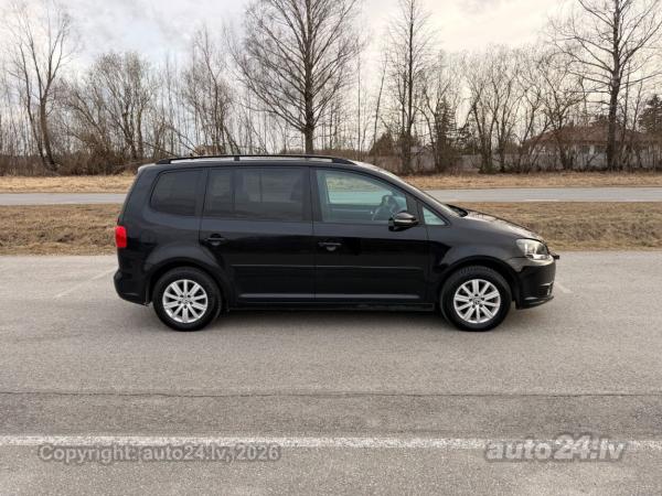 Melns Volkswagen Touran 2011 Tartu, ar dzinēja tilpumu 1.60 L un nobraukumu 336 tūkst. km par 4399 €, foto 6 vietnē AUTOMOTO.COM.LV