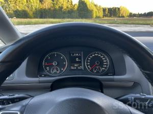 Melns Volkswagen Touran 2011 Cēsis, ar dzinēja tilpumu 1.60 L un nobraukumu 286 tūkst. km par 4900 €, foto 14 vietnē AUTOMOTO.COM.LV