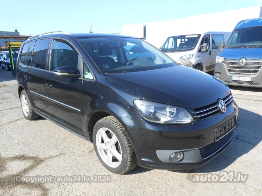 Melns Volkswagen Touran 2013 Viljandi, ar dzinēja tilpumu 2.00 L un nobraukumu 269 tūkst. km par 7490 €, foto 3 vietnē AUTOMOTO.COM.LV
