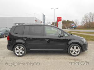 Black Volkswagen Touran 2014 in Viljandi, with an engine capacity of 2.00 L and mileage of 212 thousand km for 8990 €, photo 24 on AUTOMOTO.COM.LV