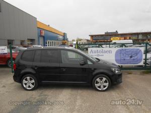Melns Volkswagen Touran 2014 Viljandi, ar dzinēja tilpumu 2.00 L un nobraukumu 212 tūkst. km par 8990 €, foto 20 vietnē AUTOMOTO.COM.LV