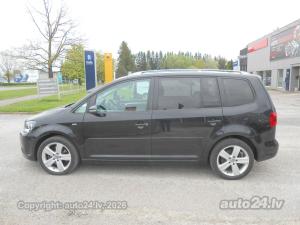 Melns Volkswagen Touran 2014 Viljandi, ar dzinēja tilpumu 2.00 L un nobraukumu 212 tūkst. km par 8990 €, foto 21 vietnē AUTOMOTO.COM.LV