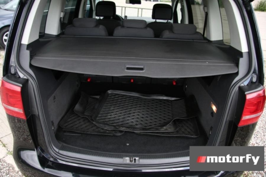 Melns Volkswagen Touran 2014 Rīga, ar dzinēja tilpumu 2.00 L un nobraukumu 283 tūkst. km par 8550 €, foto 14 vietnē AUTOMOTO.COM.LV