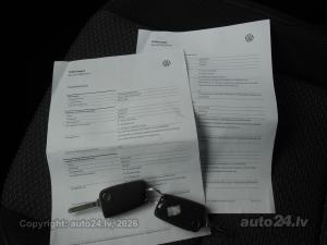 Черный Фольксваген Туран 2018 в Вильянди, объемом двигателя 1.60 л и пробегом 215 тыс. км за 13590 €, фото 17 на AUTOMOTO.COM.LV