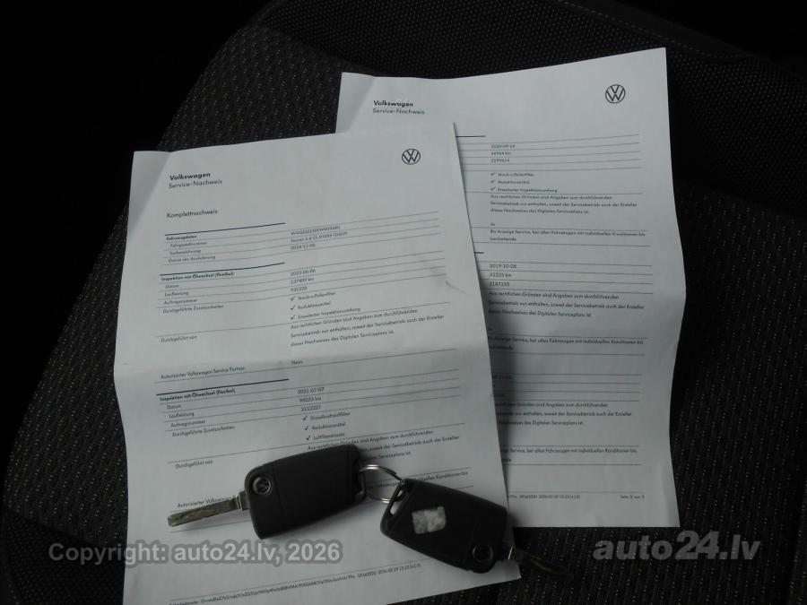 Черный Фольксваген Туран 2018 в Вильянди, объемом двигателя 1.60 л и пробегом 215 тыс. км за 13590 €, фото 17 на AUTOMOTO.COM.LV
