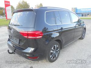 Melns Volkswagen Touran 2019 Viljandi, ar dzinēja tilpumu 1.60 L un nobraukumu 250 tūkst. km par 12490 €, foto 3 vietnē AUTOMOTO.COM.LV