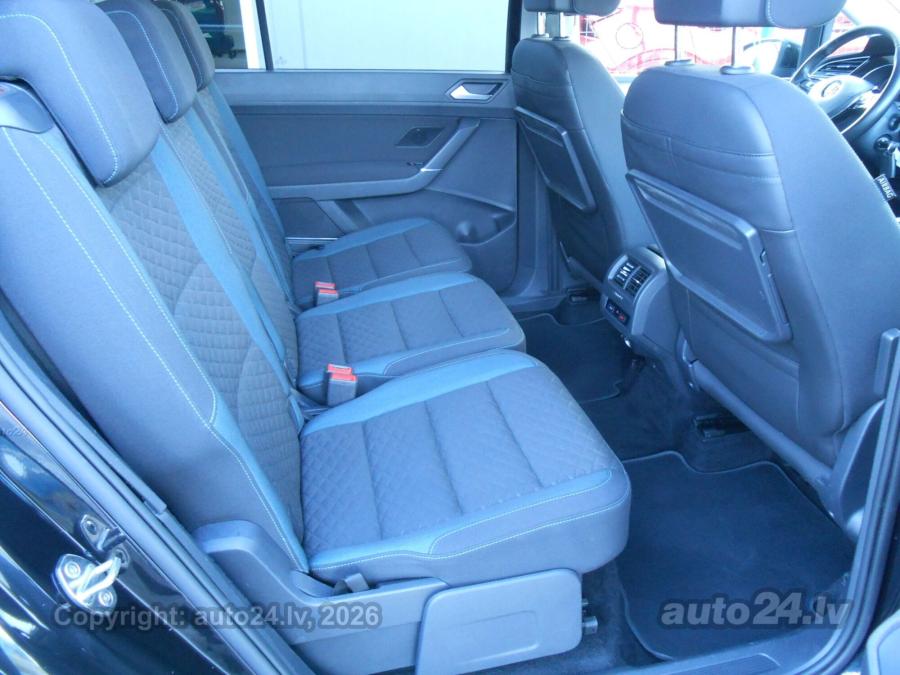 Melns Volkswagen Touran 2019 Viljandi, ar dzinēja tilpumu 1.60 L un nobraukumu 250 tūkst. km par 12490 €, foto 13 vietnē AUTOMOTO.COM.LV