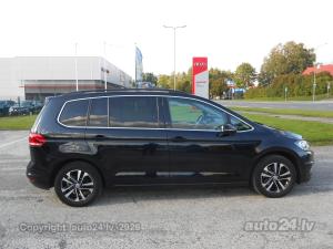 Melns Volkswagen Touran 2019 Viljandi, ar dzinēja tilpumu 1.60 L un nobraukumu 250 tūkst. km par 12490 €, foto 24 vietnē AUTOMOTO.COM.LV