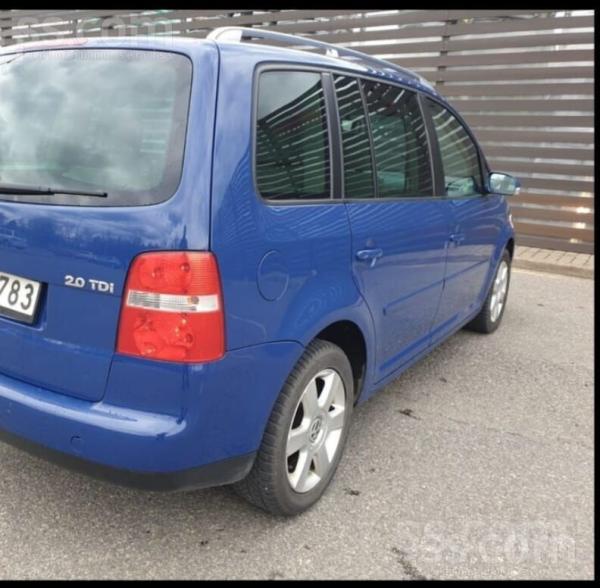 Zils Volkswagen Touran 2004 Rīga, ar dzinēja tilpumu 2.00 L un nobraukumu 400 tūkst. km par 500 €, foto 2 vietnē AUTOMOTO.COM.LV